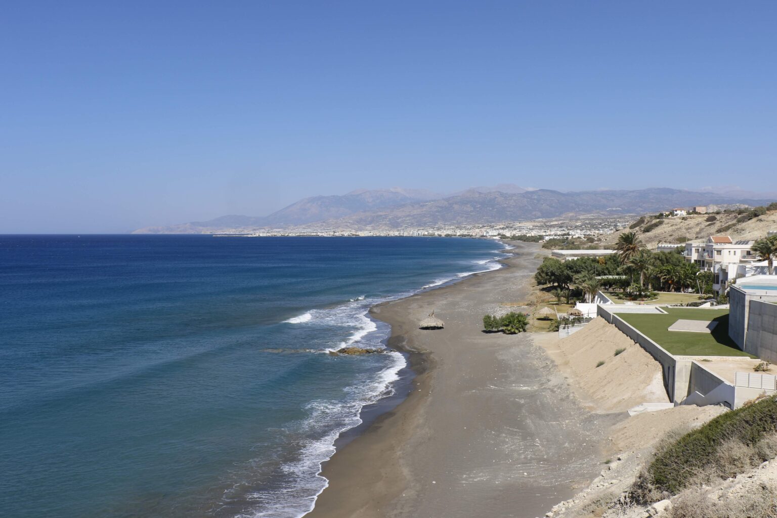 Making the most of the beach - Love Crete